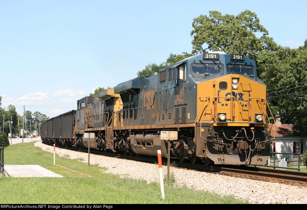 CSX ES44AC-H 3191 leads SB coal